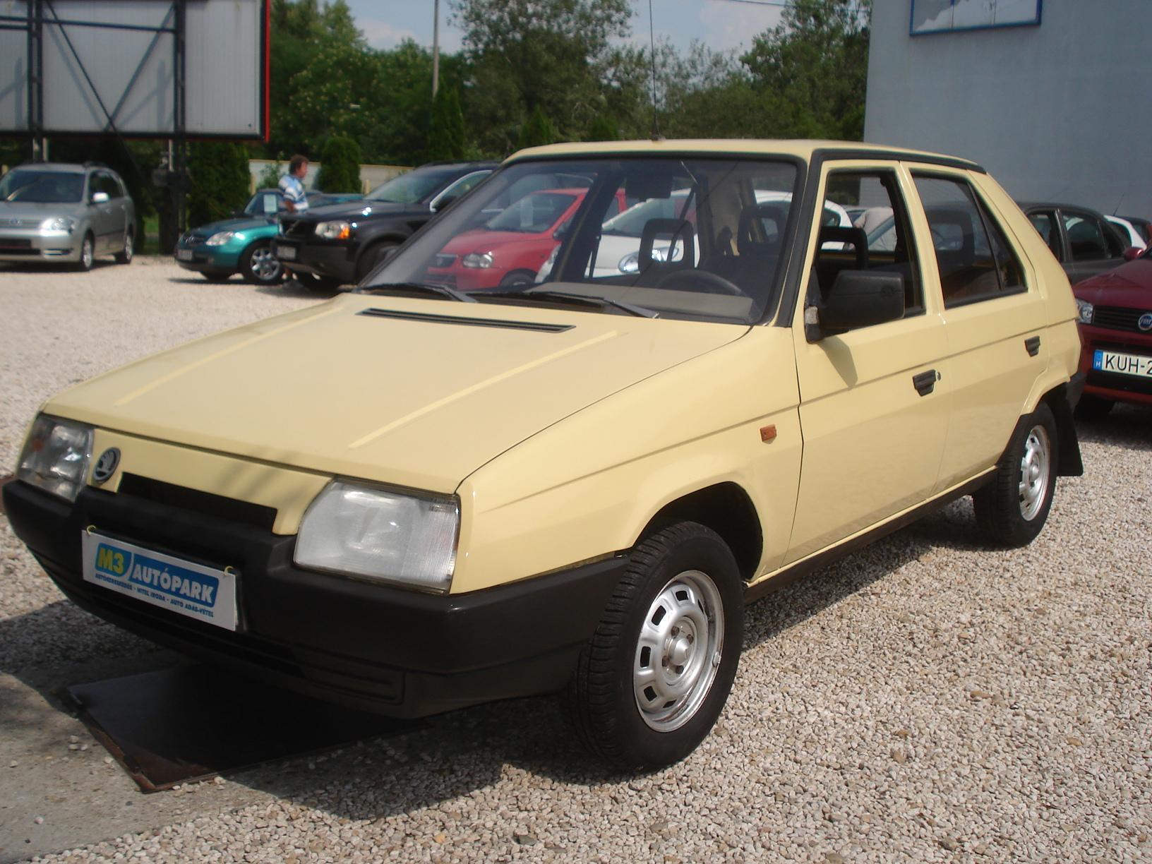 Használtautó adás-vétel - skoda favorit 1990 benzin – autófelvásárlás ...